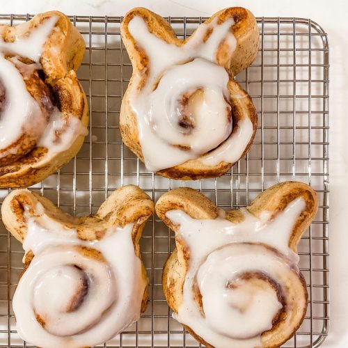 Cute Cinnamon Rolls: A Simple Breakfast For Every Occasion - Our Lively ...